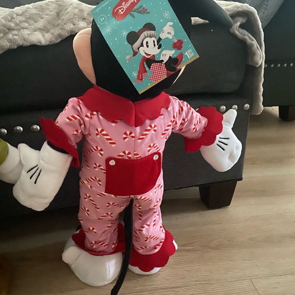 Disney | Holiday | Disney Mickey And Minnie Greeter Set | Poshmark